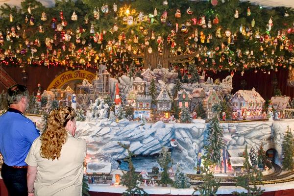 Amish Experience/ Amish Tours/ Magic Lantern Shows - Bird in Hand, PA