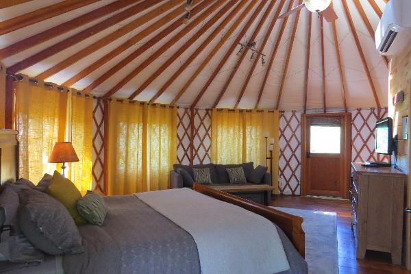 Sky Ridge Yurts - Bryson City, NC